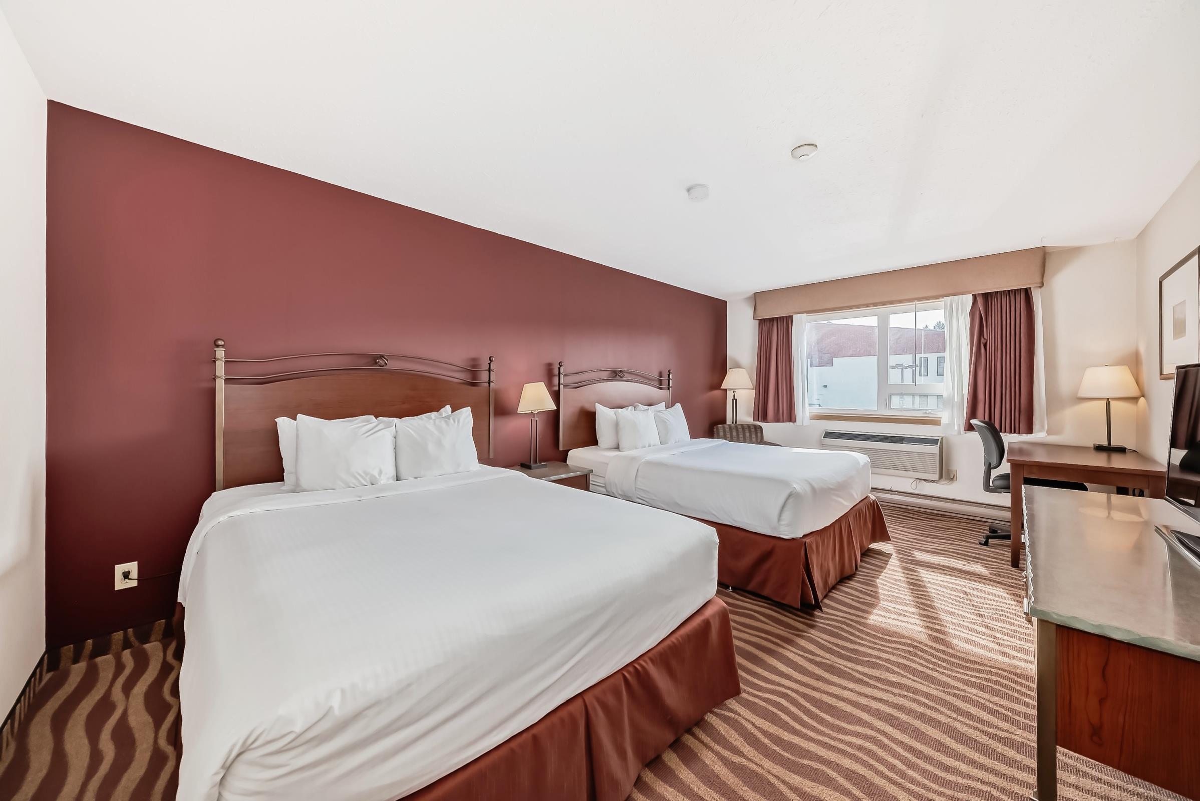 Rooms | Invermere Inn & Suites | Hotel in Invermere, BC